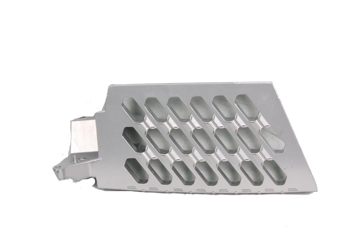 VOLVO FH14 Step Lower RH - 82859306 | e-Factory Outlet